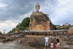 23 Stunning Statues in China You Should Plan to Explore